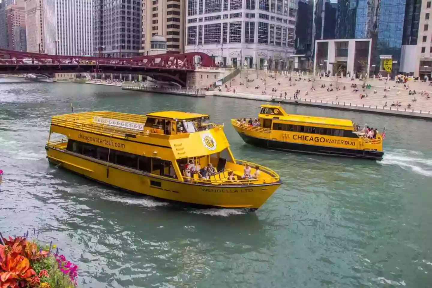 Chicago Water Taxi - Riverside Plaza, Chicago IL 60606 - Guide.in.ua